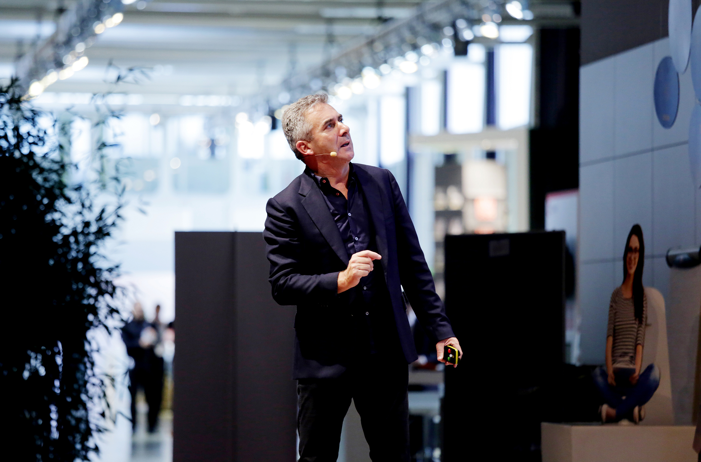 How to be disruptive, exponential and superhuman in today's incredible ...