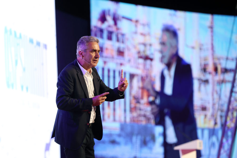 Biography - Peter Fisk